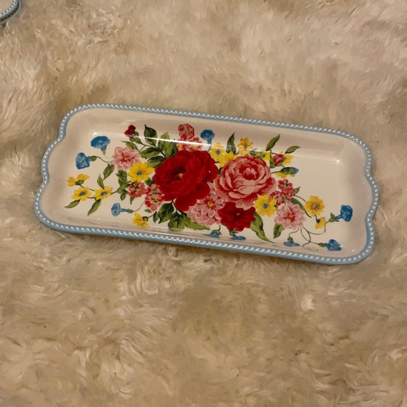 The Pioneer Woman | Kitchen | The Pioneer Woman Sweet Romance Platter ...